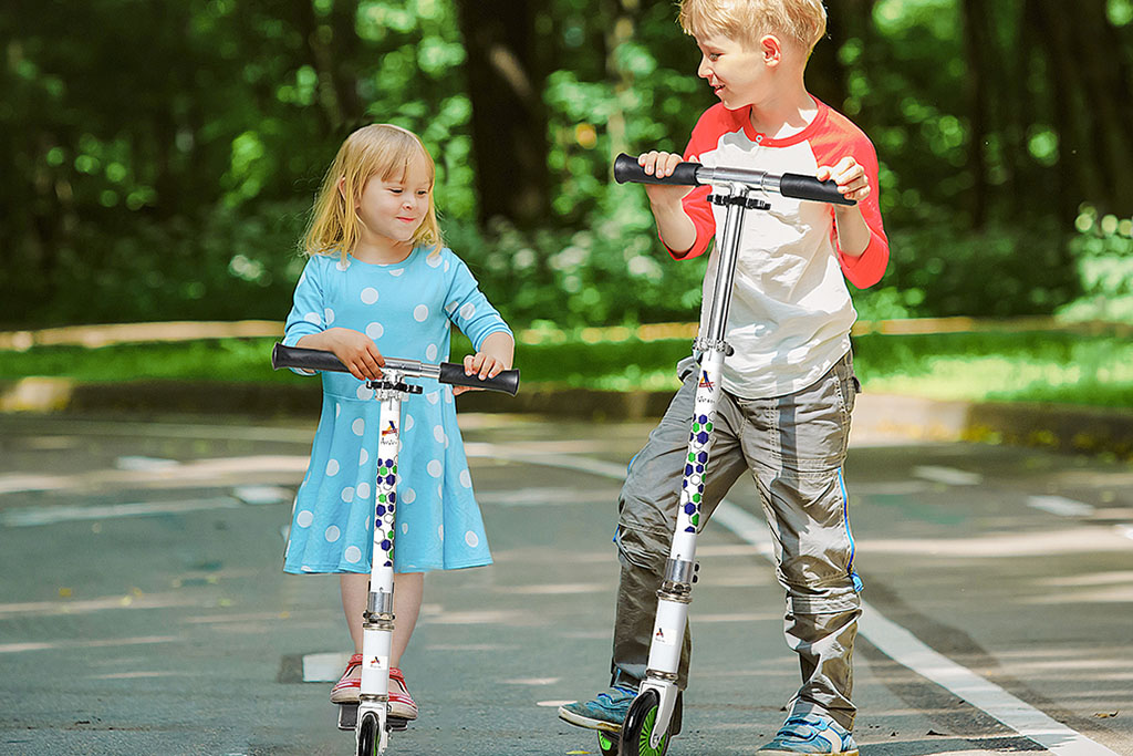 7 Tips to Help You Pick the Best Kid’s Scooter - Aosom